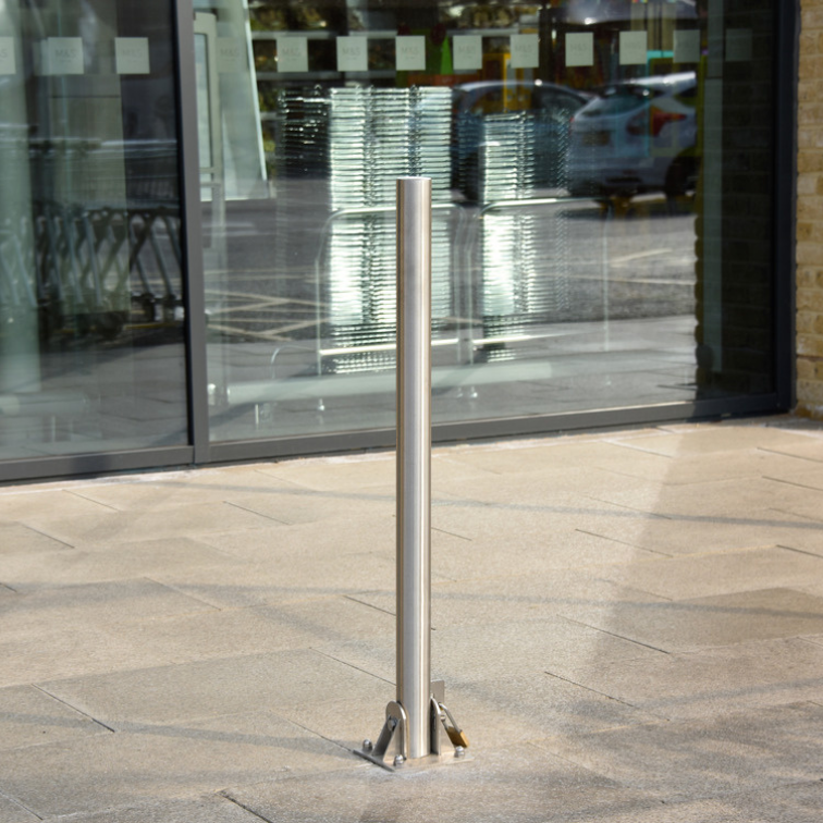 Buyer's Guide to Bollards |Street Furniture